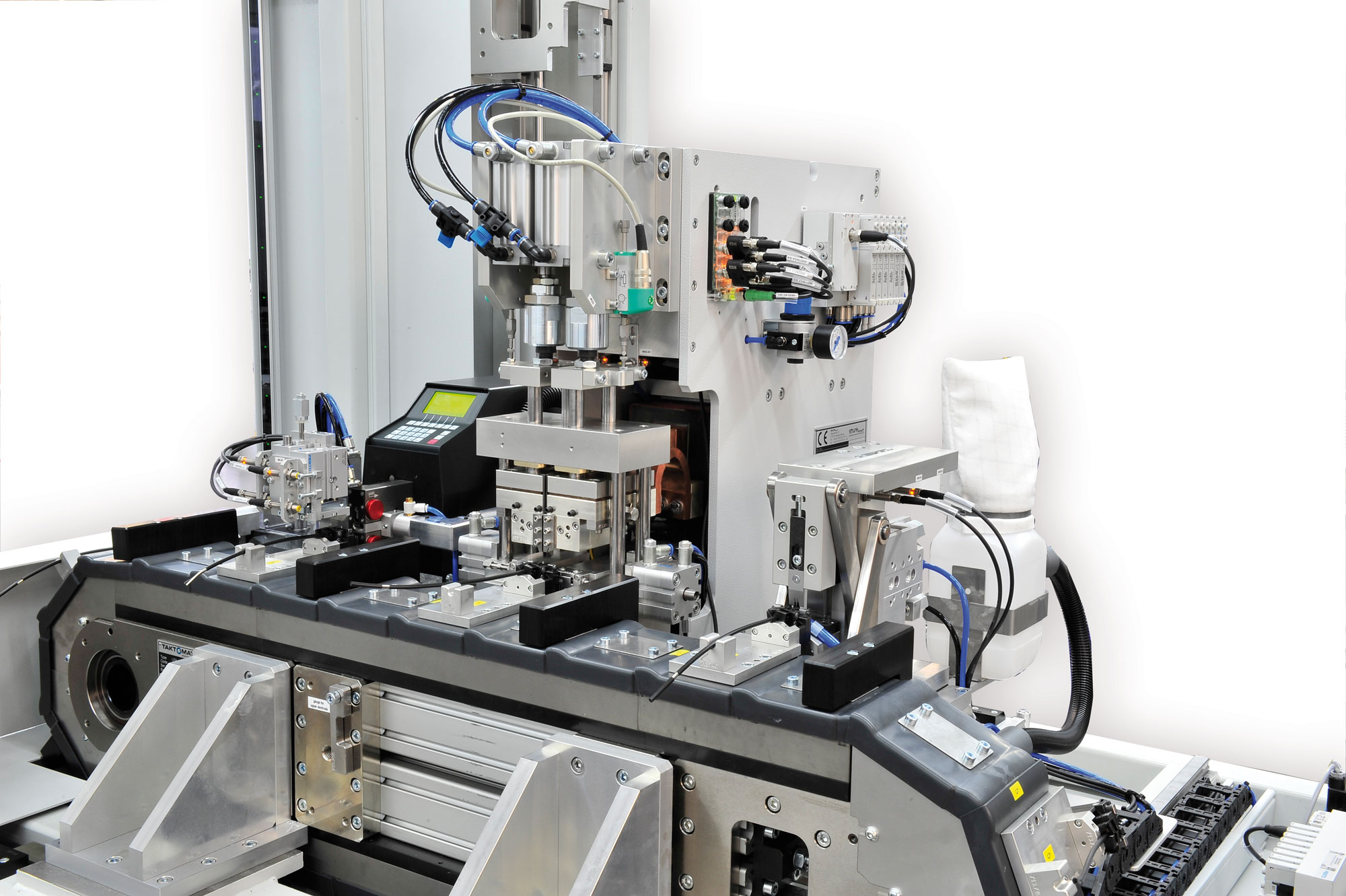 Compacting | Manual workstations and fully automatic machines – STRUNK ...